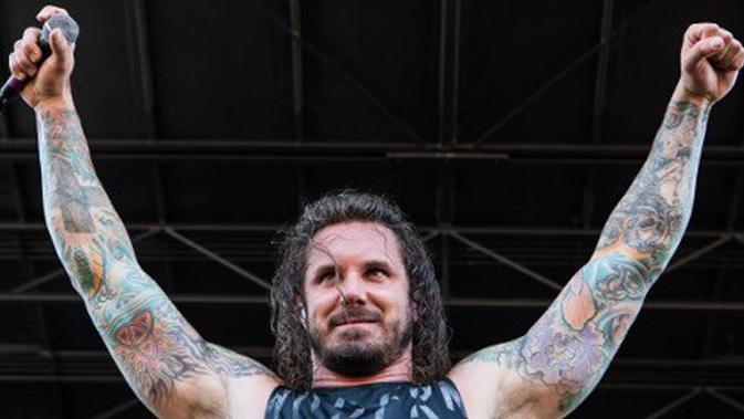 Tim Lambesis Mengaku Sewa Orang Untuk Bunuh Istrinya - ShowBiz Liputan6.com