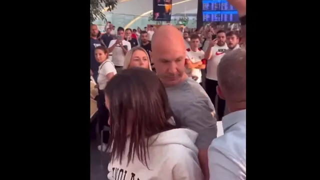 Wasit Final Liga Europa, Anthony Taylor dan Keluarganya Diserang ...