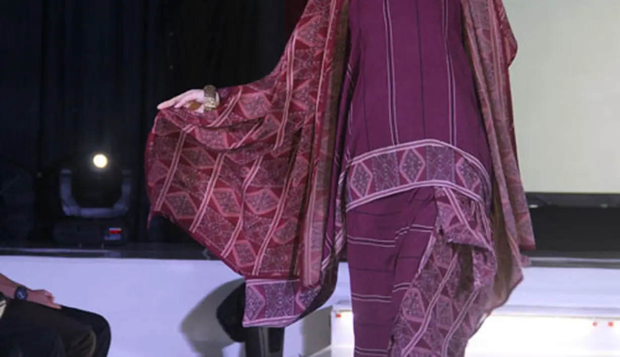 Koleksi Busana Muslim Desainer Ida Royani