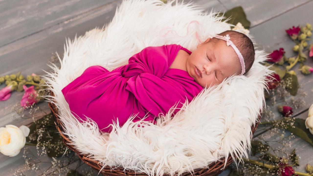 135 Nama-Nama Bayi Perempuan Islam dalam Tiga Suku Kata Beserta Artinya