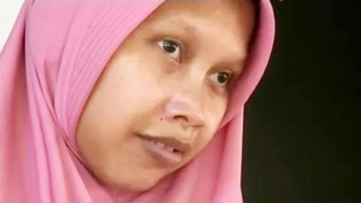 Pantang Menyerah: Keteguhan Sulami Si Manusia Kayu Jalani Hidup - TV ...