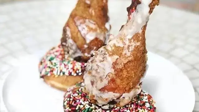 7 Potret Donat dengan Topping Nyeleneh Ini Anti-mainstream - Hot ...