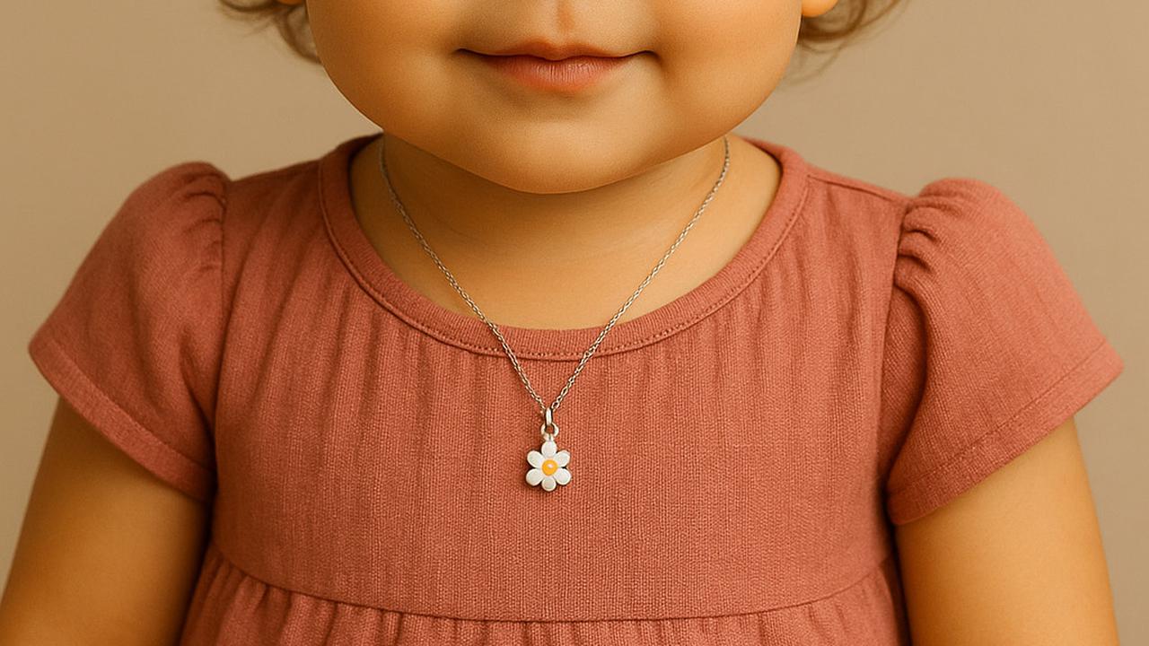 6 Model Kalung yang Aman untuk Anak Balita, Inspirasi Tampil Modis ...