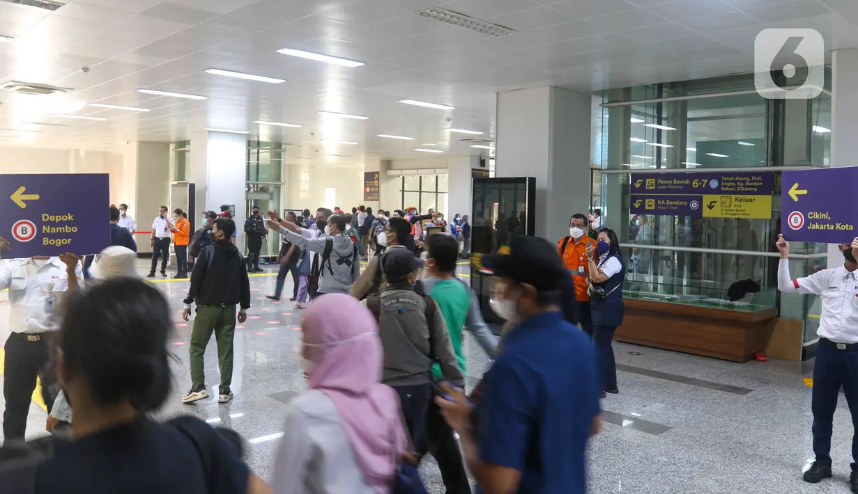 FOTO: Suasana Stasiun Transit Manggàrai di Hari Ketiga Perubahan Rute ...