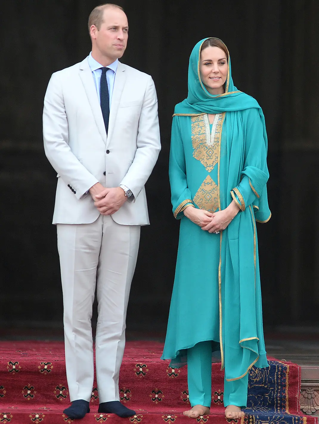 FOTO: Kunjungi Masjid, Penampilan Kate Middleton Curi Perhatian - Foto ...