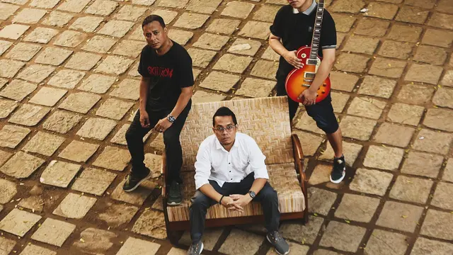 Tiga Musisi Bersatu Bikin Briana Band Luncurkan Single Cinta Baru Showbiz