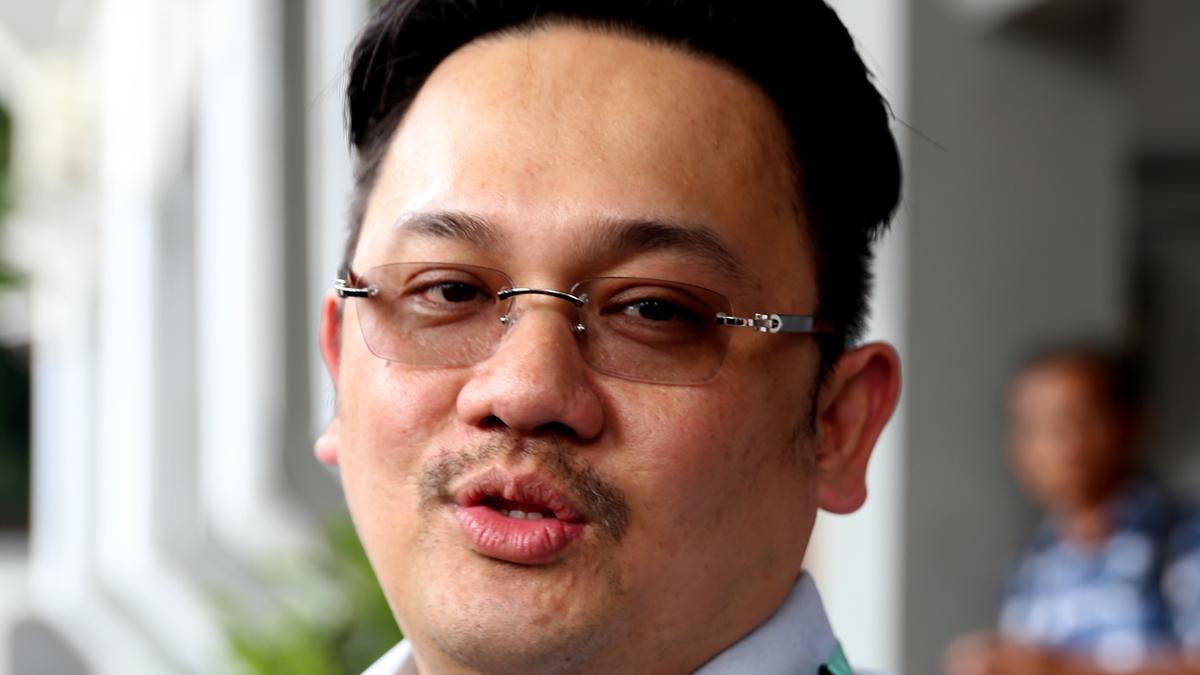 Farhat Abbas Diduga Langgar Kode Etik Advokat - Entertainment Fimela.com
