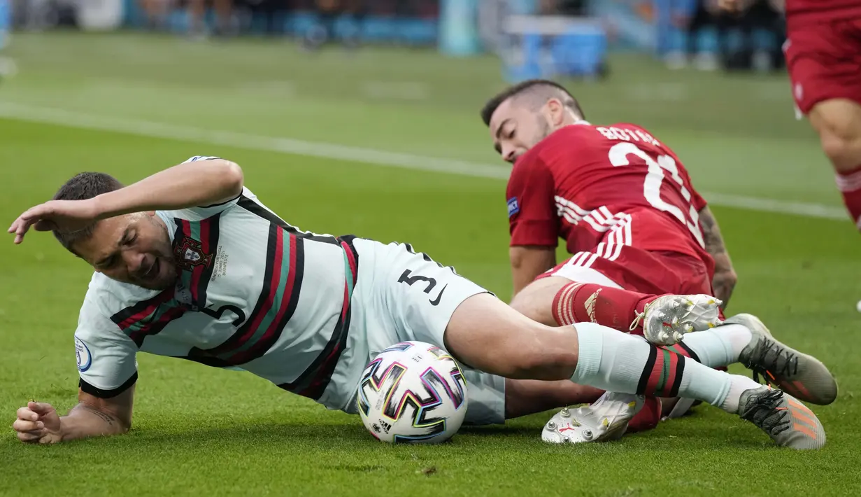 FOTO: Cristiano Ronaldo Cetak Dua Gol, Portugal Sikat Hungaria 3-0 ...