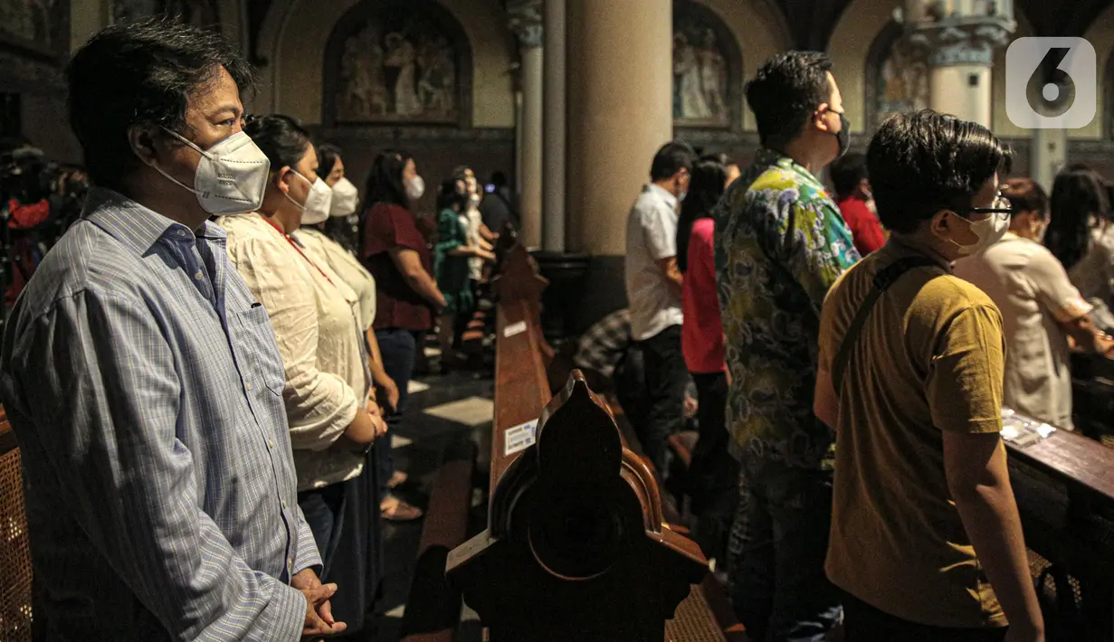 Pelaksanaan Misa Natal di Gereja Katedral Jakarta - Foto Liputan6.com