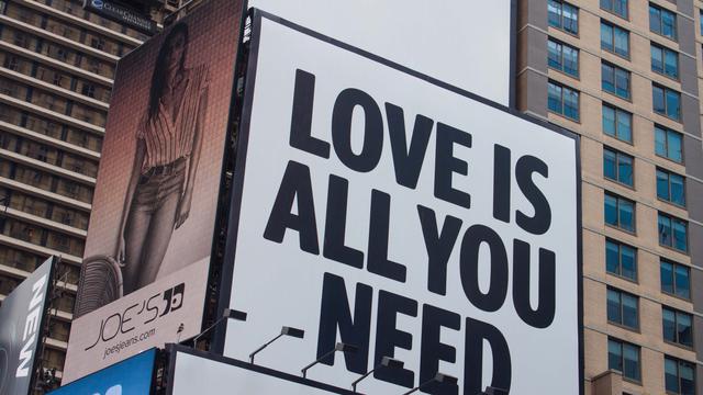 Baliho Adalah: Ciri-Ciri, Fungsi, Jenis, Contoh, dan Cara Membuatnya ...