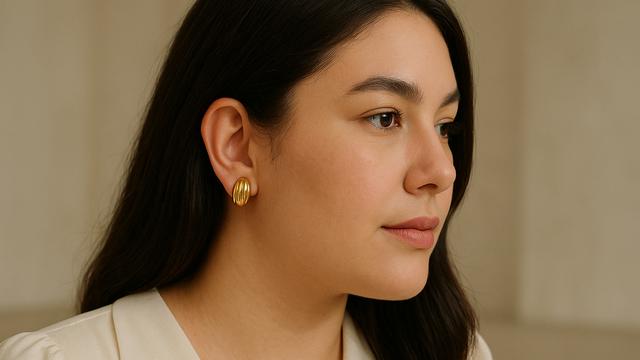 7 Rekomendasi Model Anting Emas yang Cocok untuk Telinga Tebal, Hindari ...