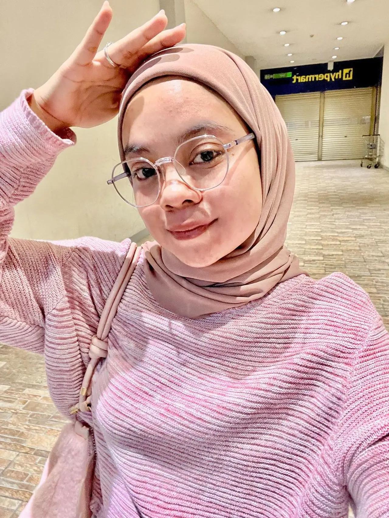 Sosok Indi Nuraidah Bibi yang Sering Disebut Kembaran Lesti Kejora, Baru Saja Lahirkan Buah Hati ...