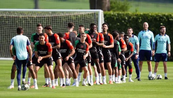 Mengenal Warung Nasi Ibu Imas, Tempat Makan Sunda Legendaris di Bandung ...