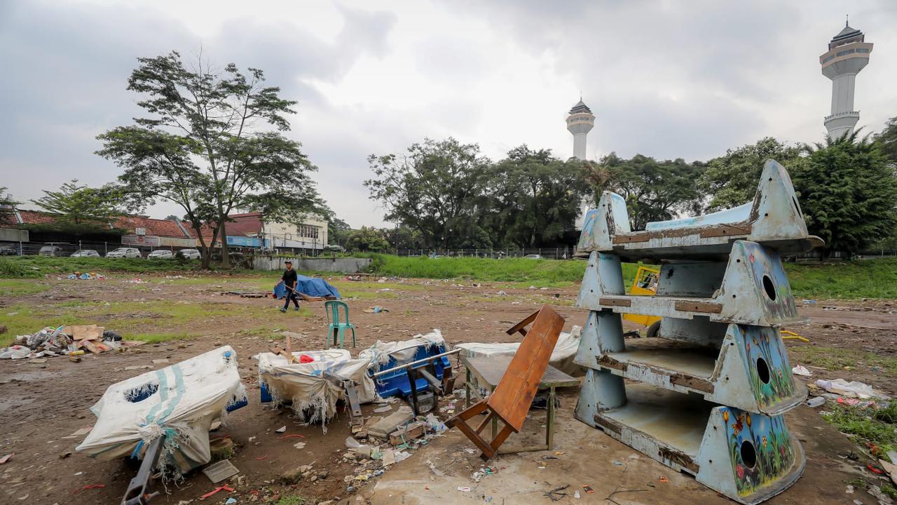 Seperti Tak Bertuan, Lahan Palaguna Bandung Disegel: Diduga Langgar UU ...