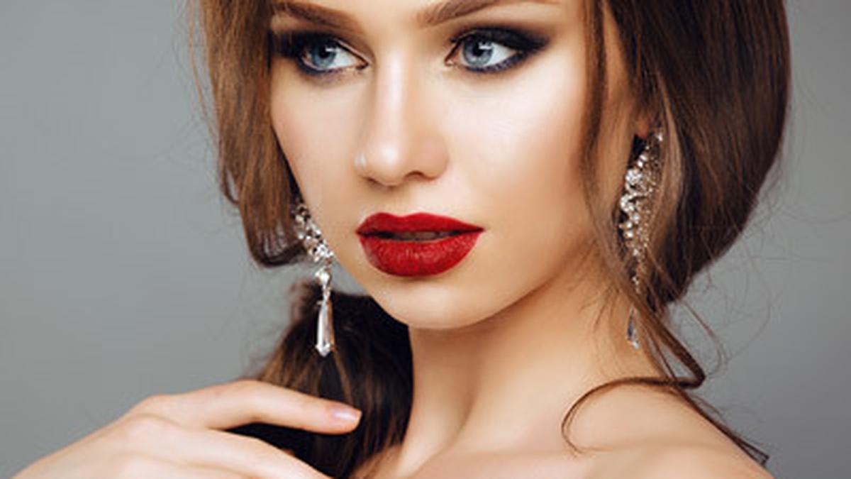 Tips Bibir Sempurna Sepanjang Hari Bagi Calon Pengantin - Beauty Fimela.com