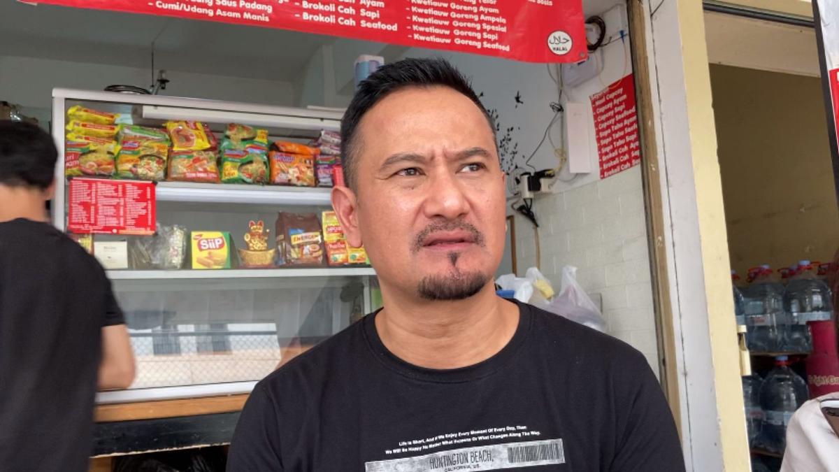 Mudjie Massaid Menikah Dengan Lucyana Terpincut Keindahan Mata Istri