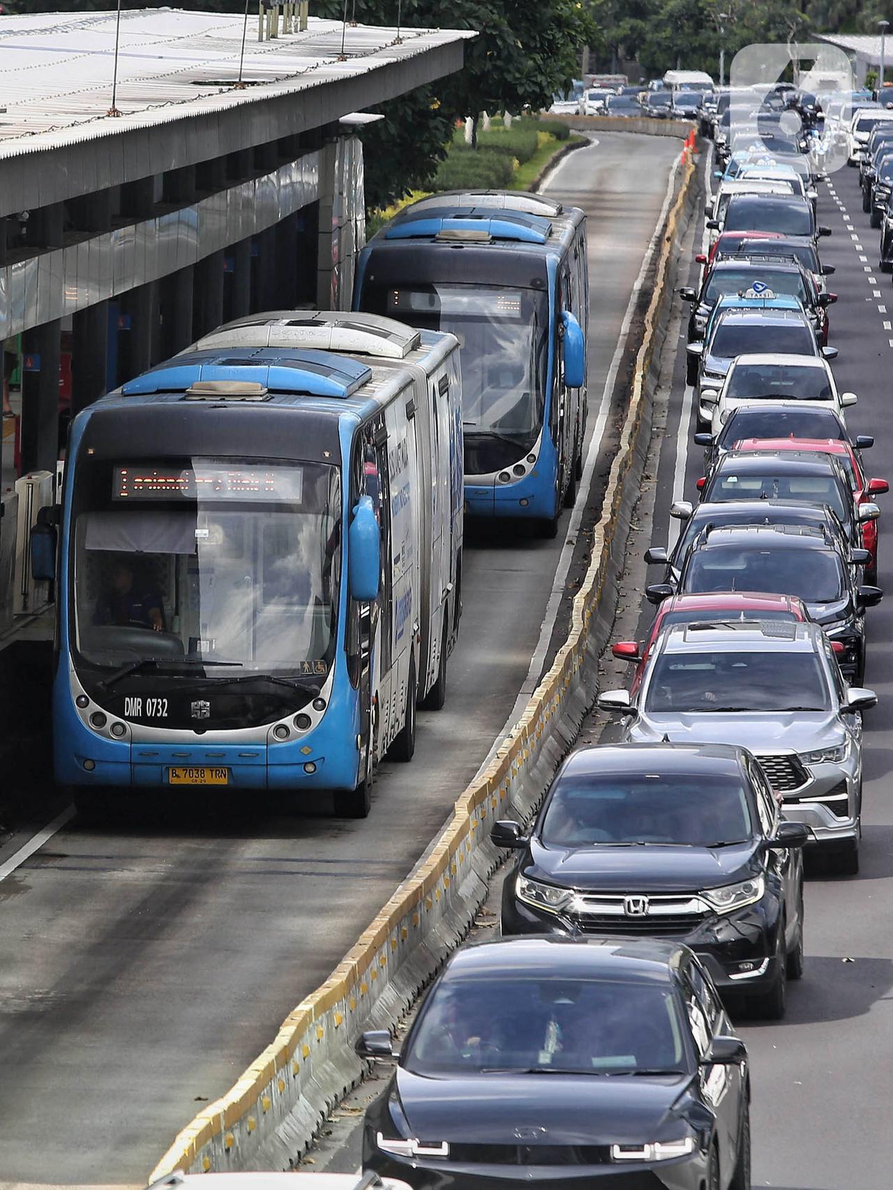 Wisata ke Sentul Lebih Mudah Naik Transjabodetabek Rute Baru dari Blok M