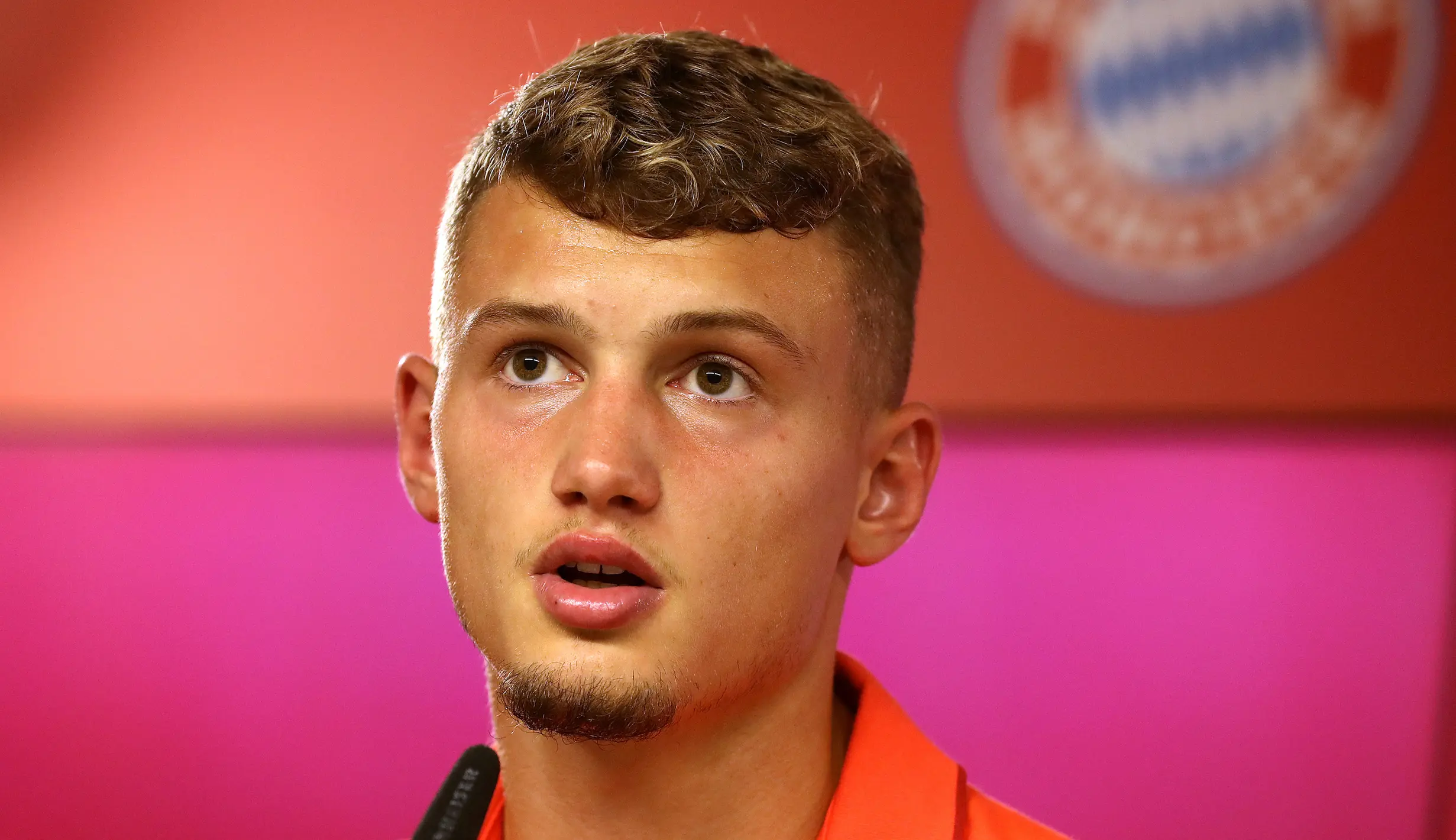 FOTO: Bayern Munchen Perkenalkan Gelandang Muda Prancis Michael ...
