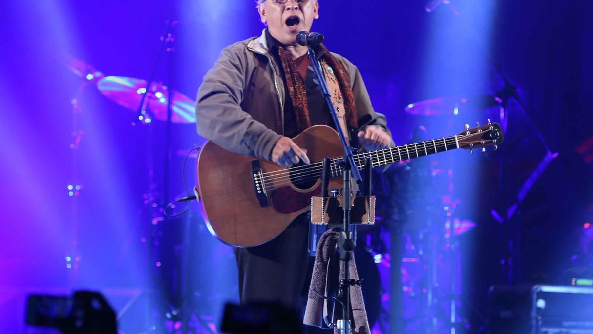 'Galang Rambu Anarki', Nyanyian Iwan Fals untuk Sang Putra ...