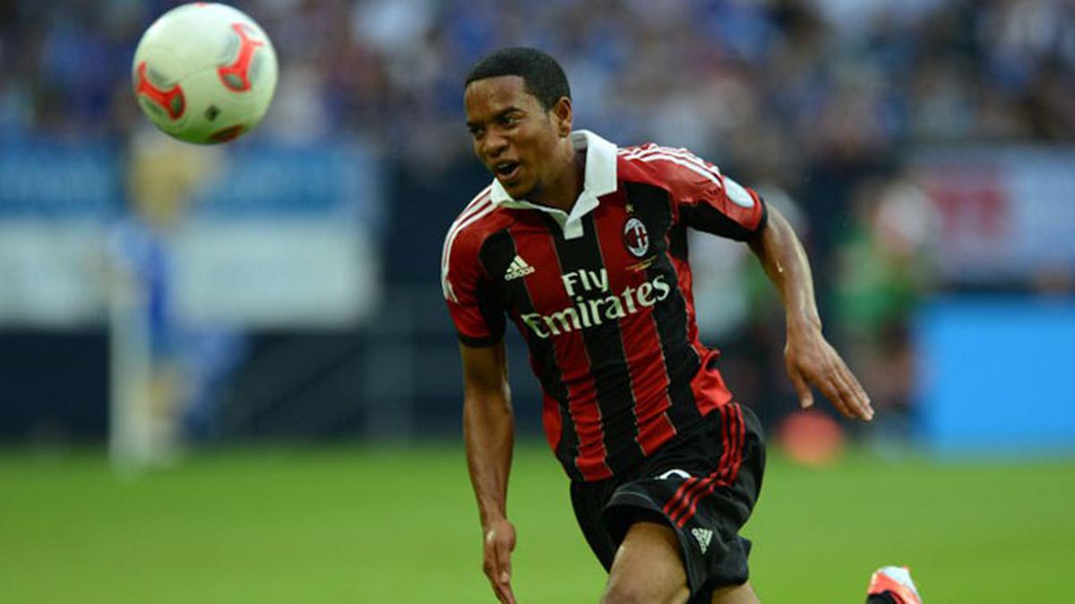 Emanuelson Tak Bahagia di Milan - Bola Liputan6.com