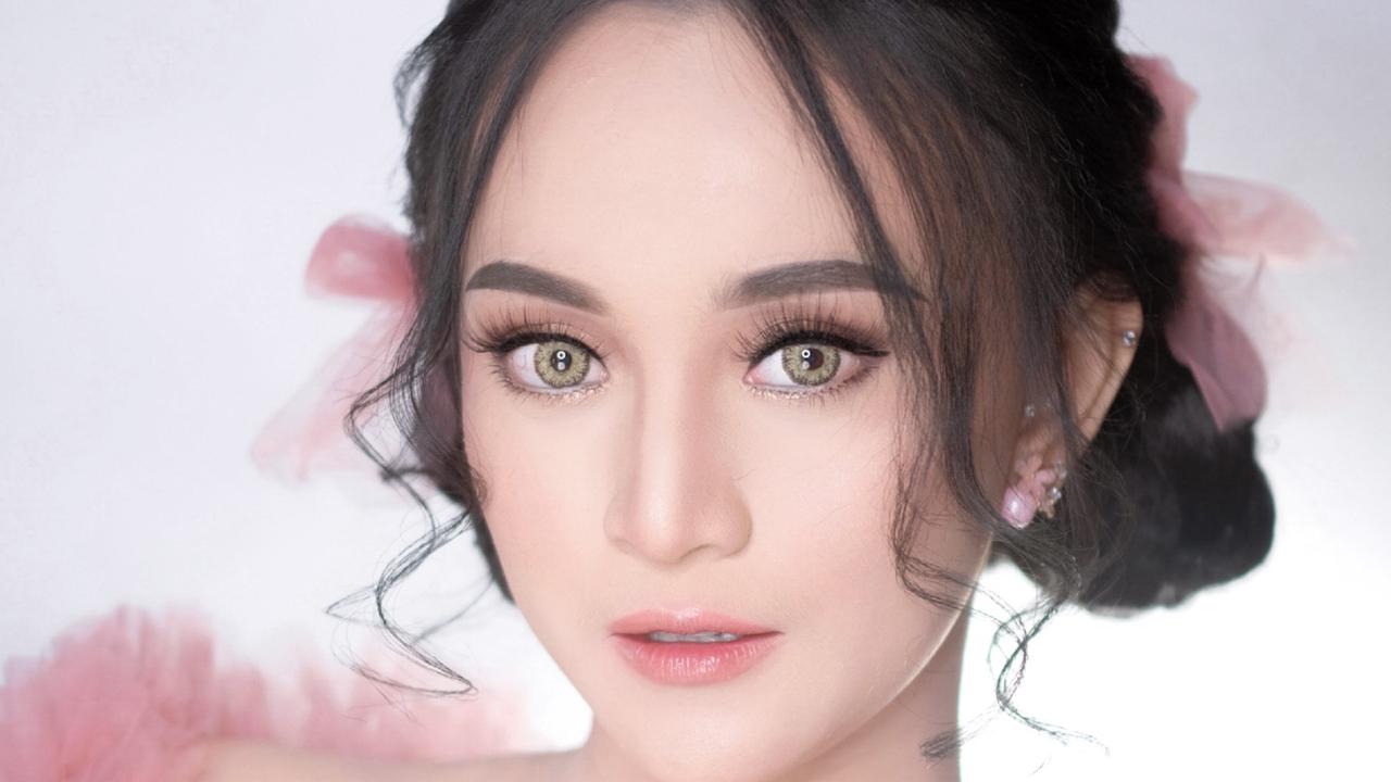 Model Deby Atika Awali Karier Gegara Sering Jadi Model Make-Up Tetangga