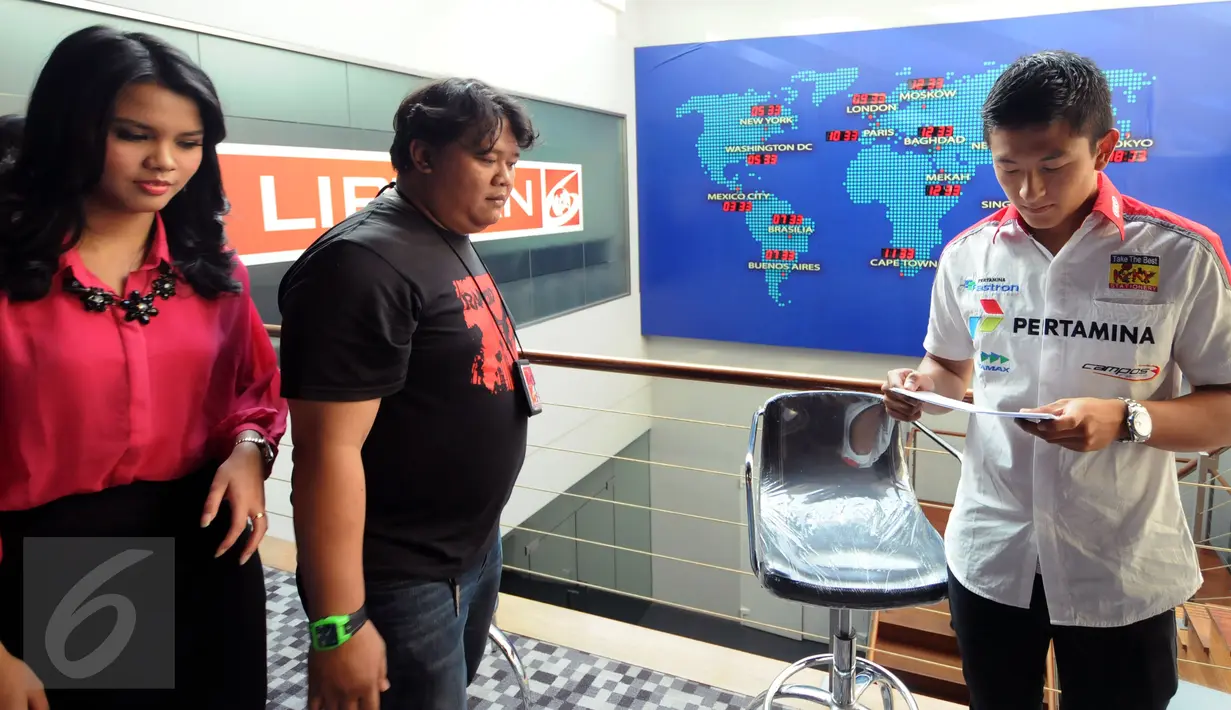 Isi Liburan, Rio Haryanto Sambangi SCTV Tower - Foto Liputan6.com