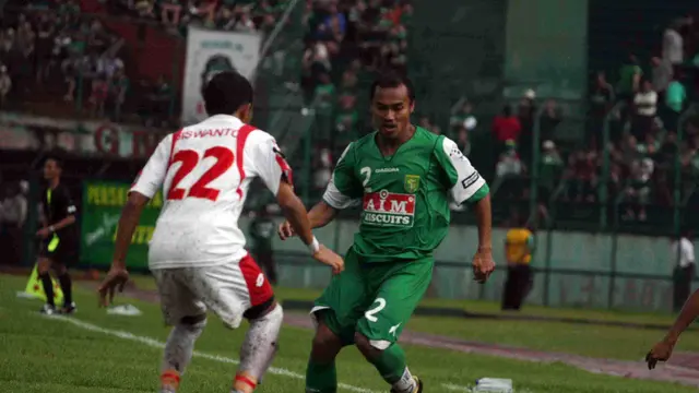 Kenangan Dualisme Persebaya Menghiasi Jersey Seharga Rp130 Juta Milik ...