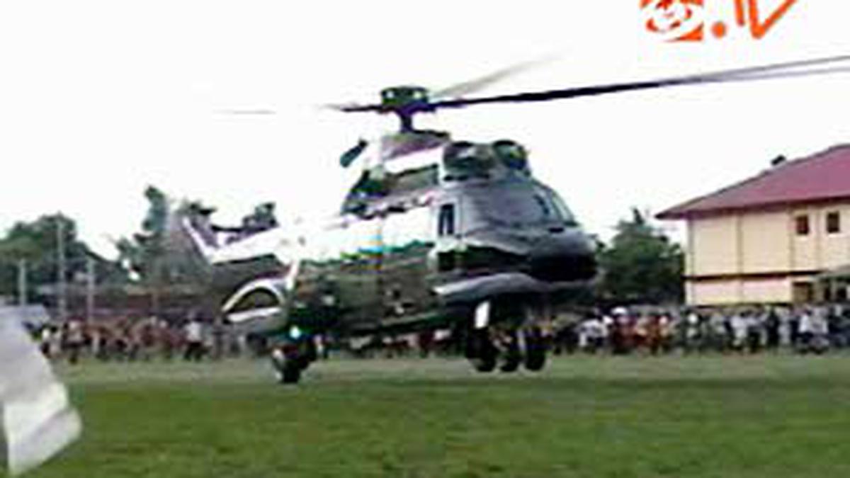 Heli TNI AU Mendarat Darurat di Jayapura - News Liputan6.com