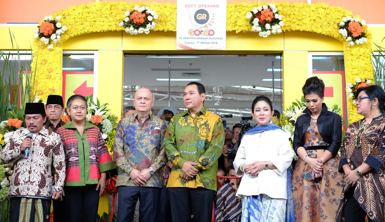 FOTO: Bina UMKM, Tommy Soeharto Buka Goro di Cibubur - Foto Liputan6.com