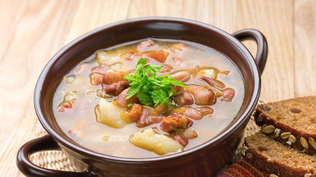5 Resep Sup Kacang Merah Kuah Kaldu Gurih dan Hangat - Food Fimela.com