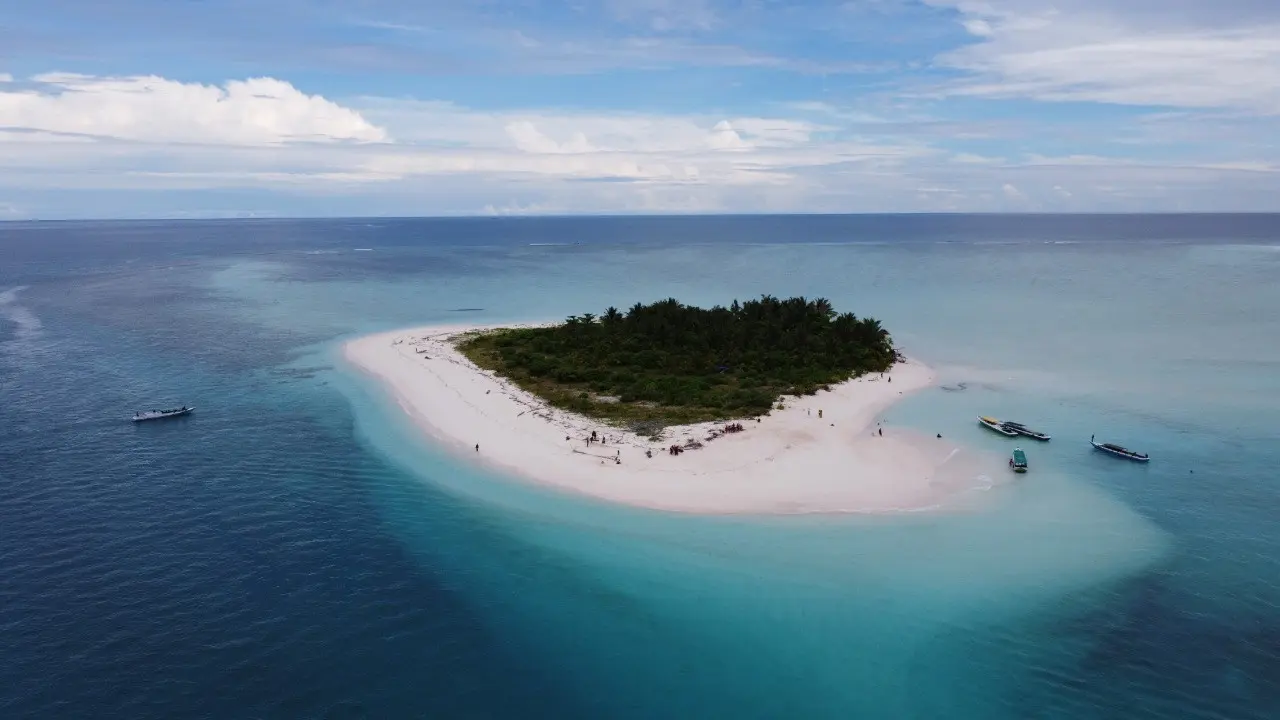 KKP Jaring PNBP dari Pemanfaatan Pulau Kecil, Berapa Tarifnya? - Bisnis ...