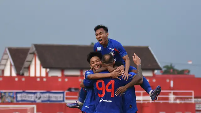 Arema FC Makin Kental Aroma Samba - Indonesia Bola.com