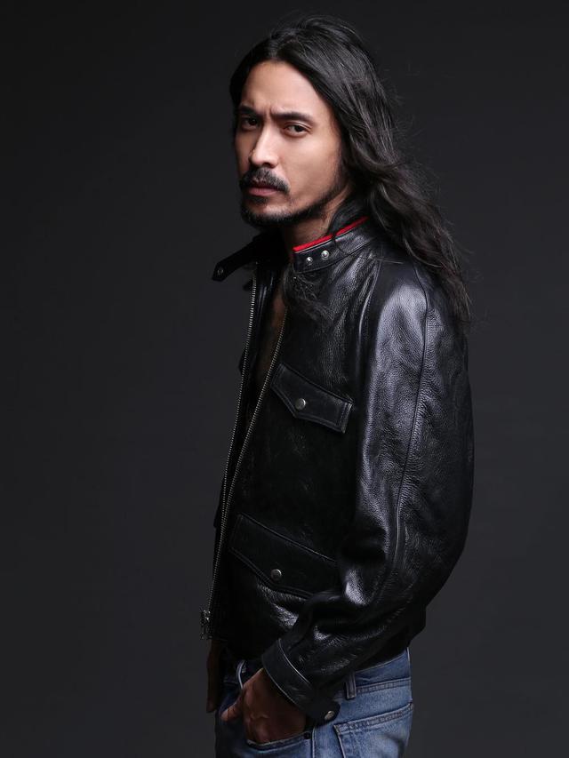 Profil dan Perjalanan Karier Ello, Baru Didapuk Jadi Vokalis Dewa 19 ...