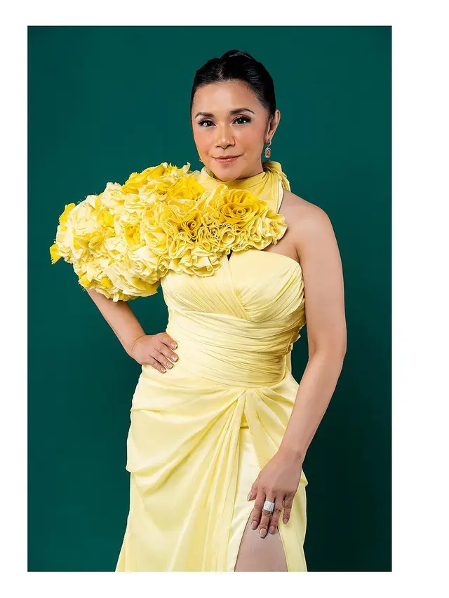 6 Potret Terbaru Ruth Sahanaya Awet Muda di Usia 57 Tahun, Rekam Jejak Sang Diva Sejak 1987 ...