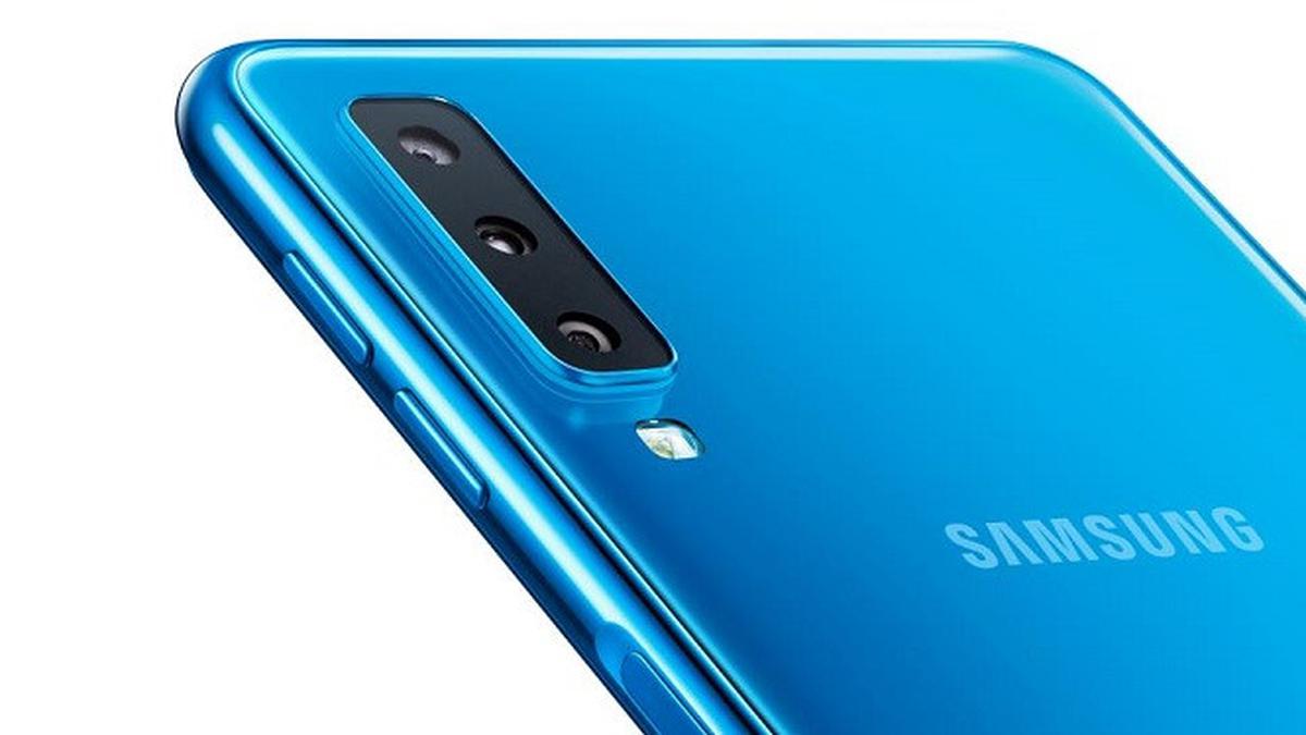 Smartphone Triple Kamera Samsung Segera Meluncur di Indonesia?