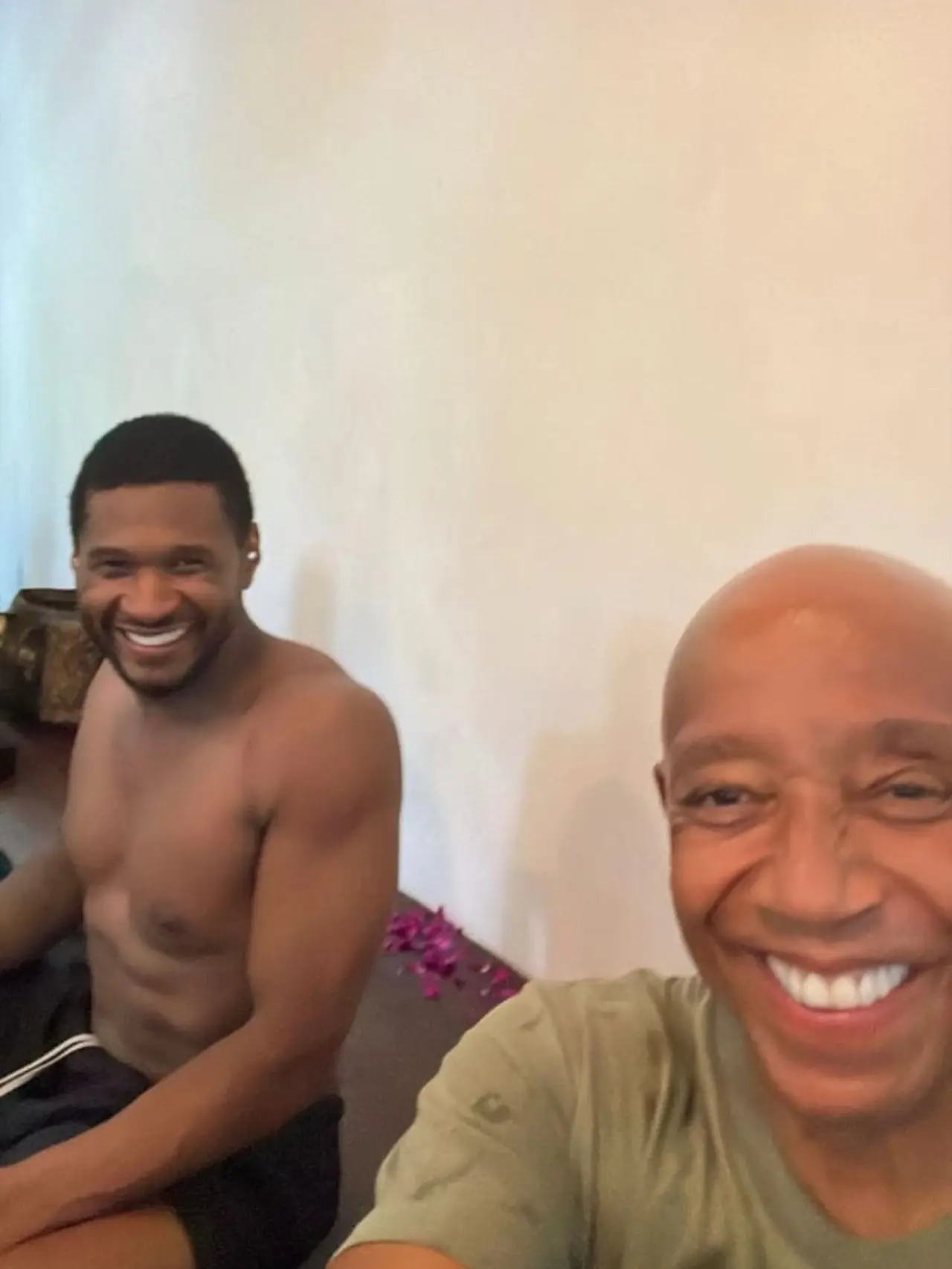 Lihat Kegiatan Usher di Bali, Tampil Melokal Pakai Udeng Hingga Jalani ...