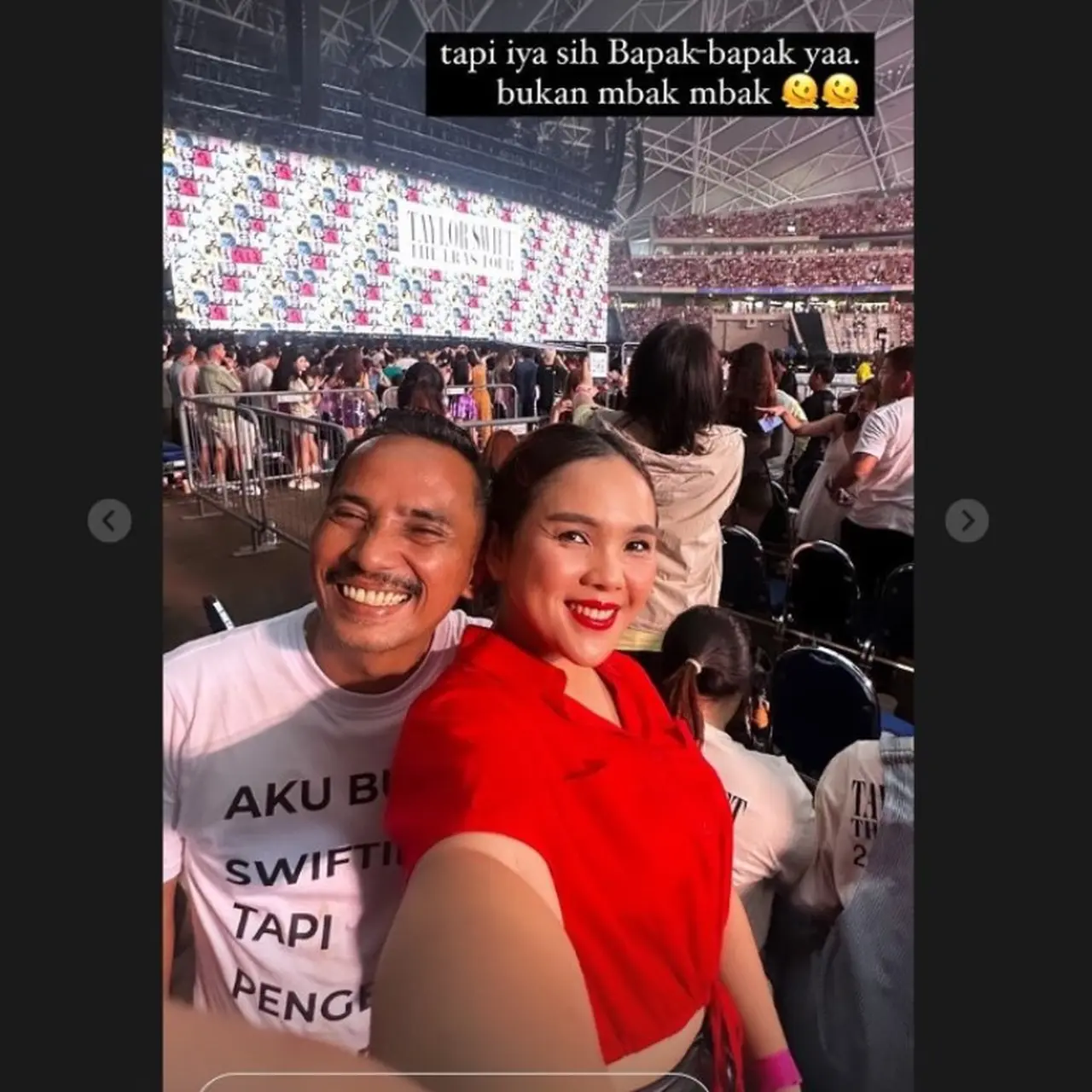 Suami Pakai Kaus Rincian Biaya Temani Istri Nonton Konser Taylor Swift ...