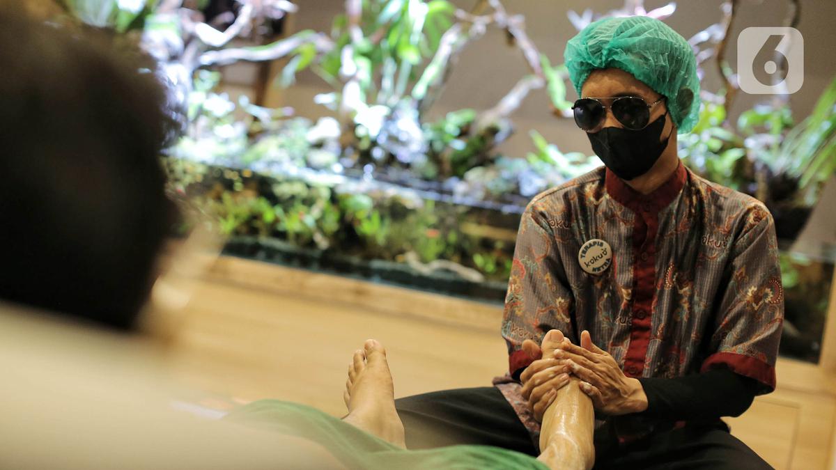 Kisah Penyandang Disabilitas Netra Andry Prayogo: Belajar Pijat Sejak ...