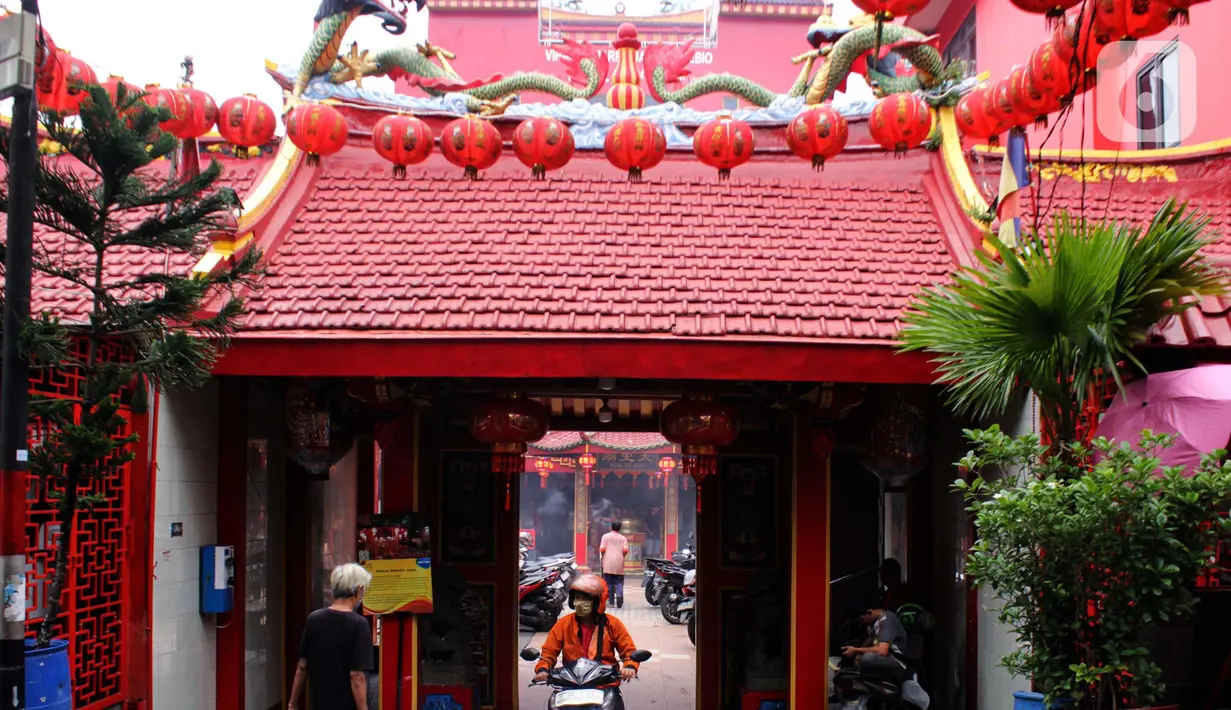 Mengunjungi Vihara Toasebio, Salah Satu Tempat Ibadah Tertua di Jakarta ...