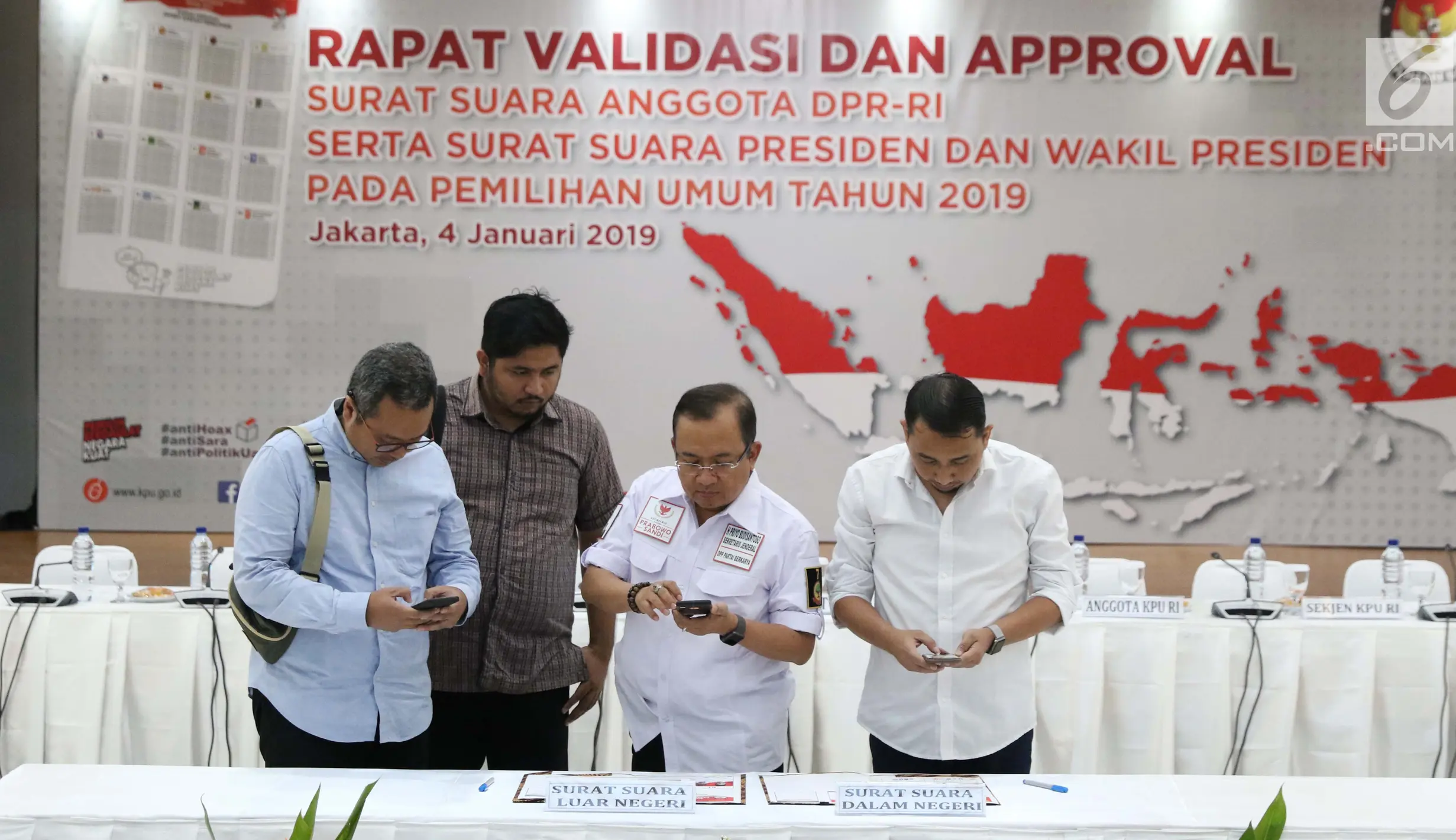 FOTO: Sah, Surat Suara Pilpres 2019 Resmi Divalidasi dan Disetujui ...