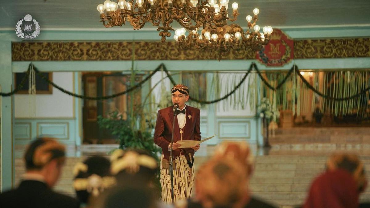 6 Potret Gusti Bhre Cakrahutomo Ultah ke-26, Pemimpin Puro ...