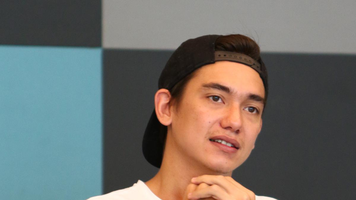 Adipati Dolken Bangun Rumah Masa Depan, untuk Siapa? - ShowBiz Liputan6.com