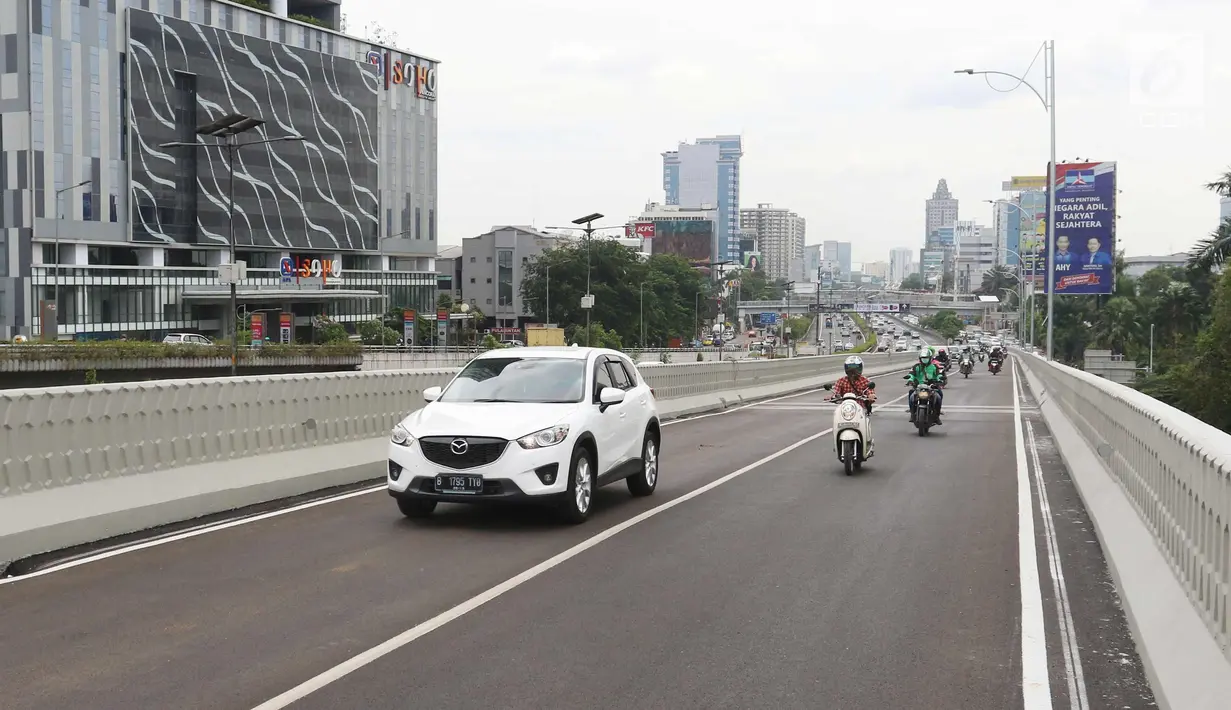 FOTO: Hari Kedua, Fly Over Pancoran Mulai Ramai Dilintasi - Foto ...