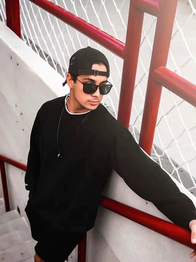 Salim Nauderer Bantah Selingkuh dengan Azizah Salsha, Putus dari Rachel ...