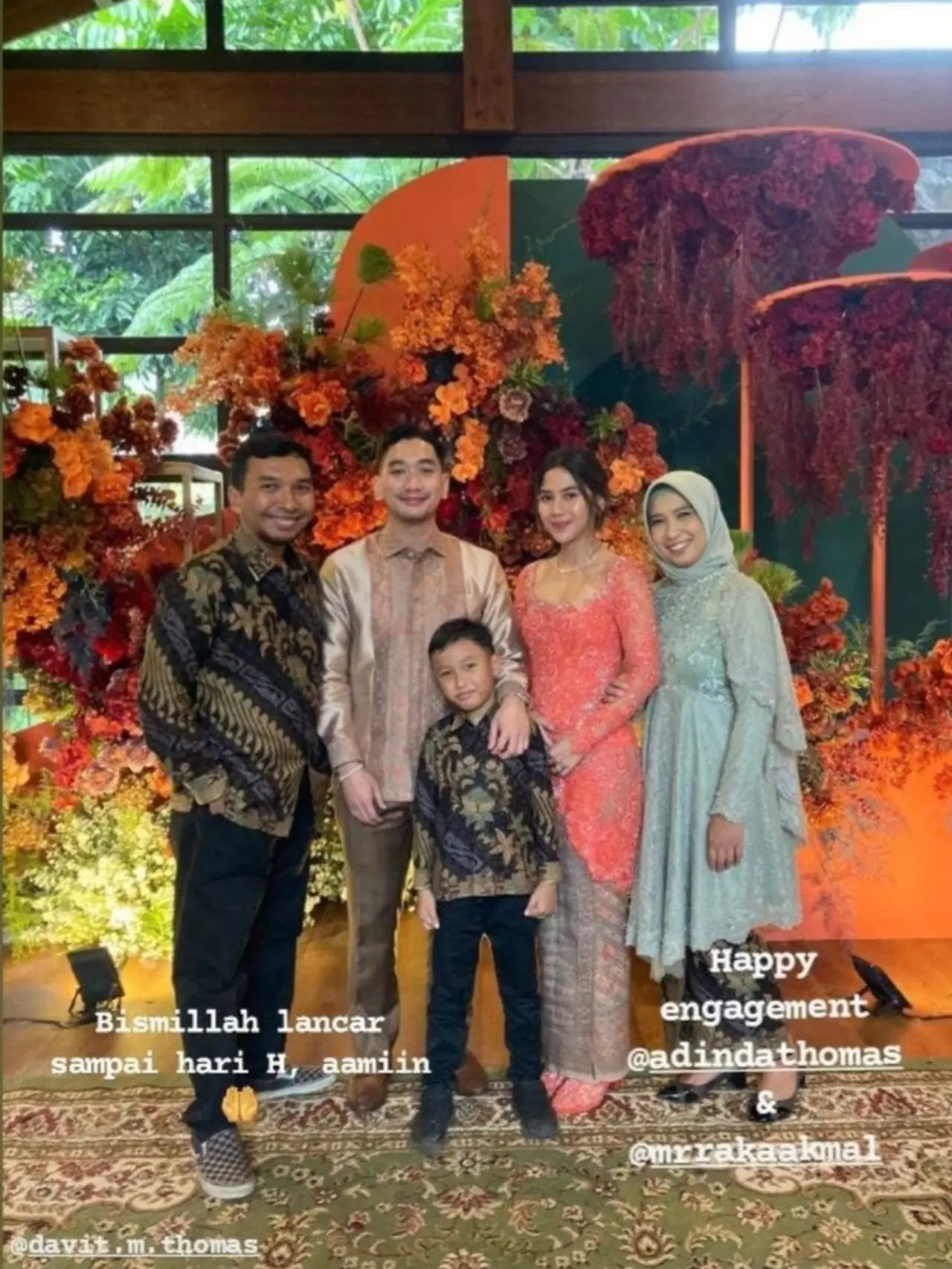 Adinda Thomas Resmi Dilamar Kekasih, Intip 6 Potret Keseruannya - Entertainment Fimela.com