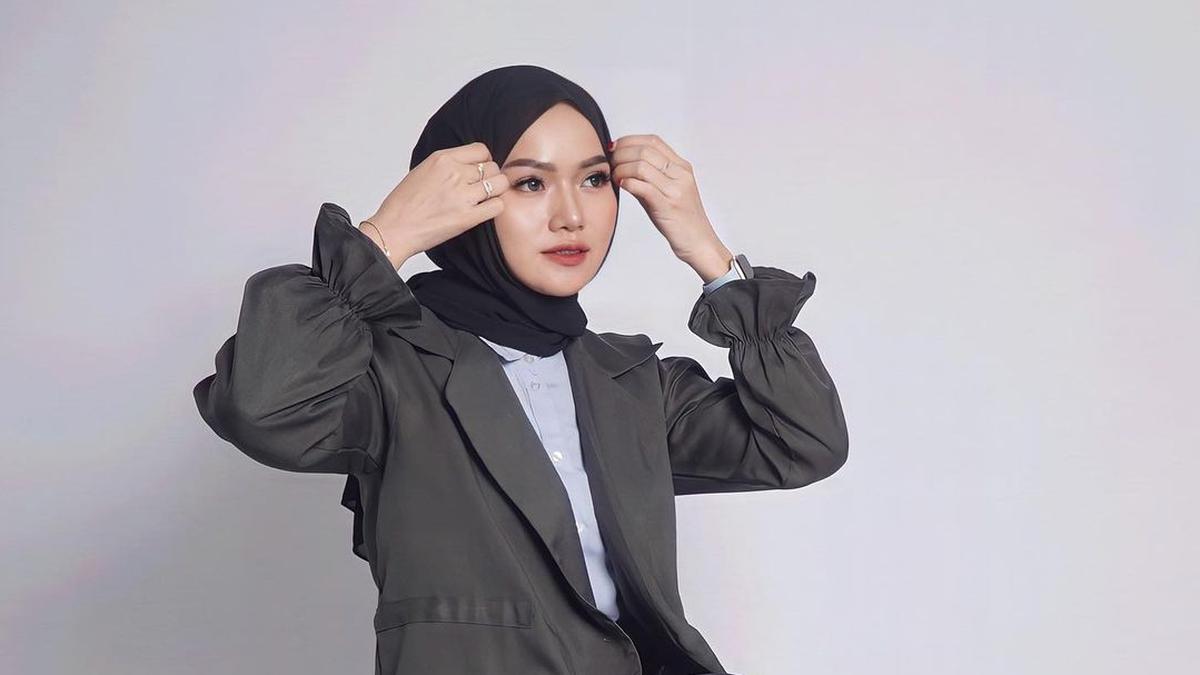 Ririn Apriansi Jadi Selebgram Sejak 2020, Viral Gara-Gara Gaya Busana Muslimah Anggun dan Kalem ...