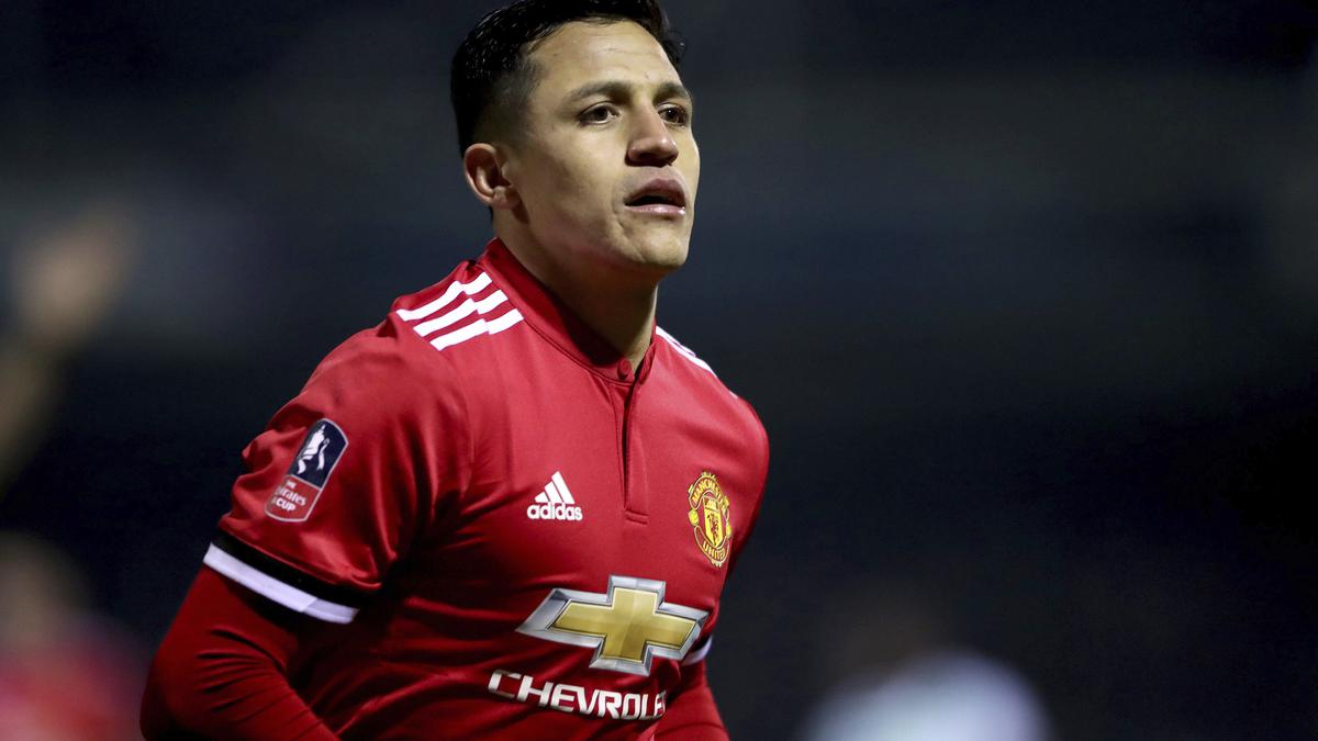 Ini Penyebab Mourinho Ganti Alexis pada Debut Bersama MU