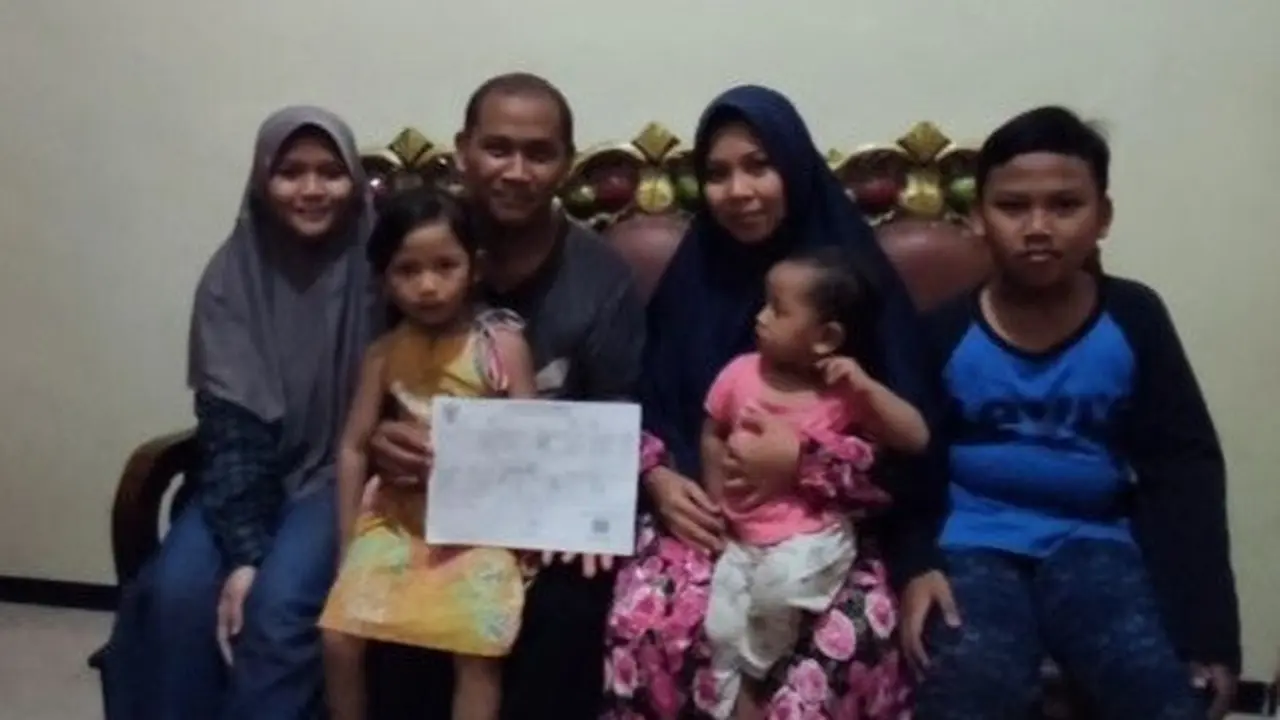 Kisah Unik Keluarga di Banyuwangi, Beri Nama Anak-anaknya Hanya Satu Huruf