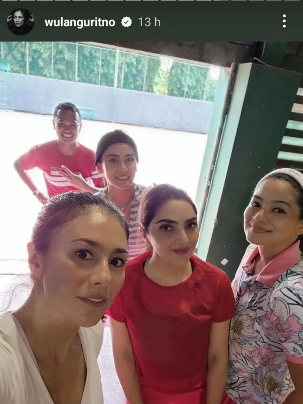 Wulan Guritno Kembali Jadi Sorotan, Kali Ini Pamer Body Goals saat Main ...