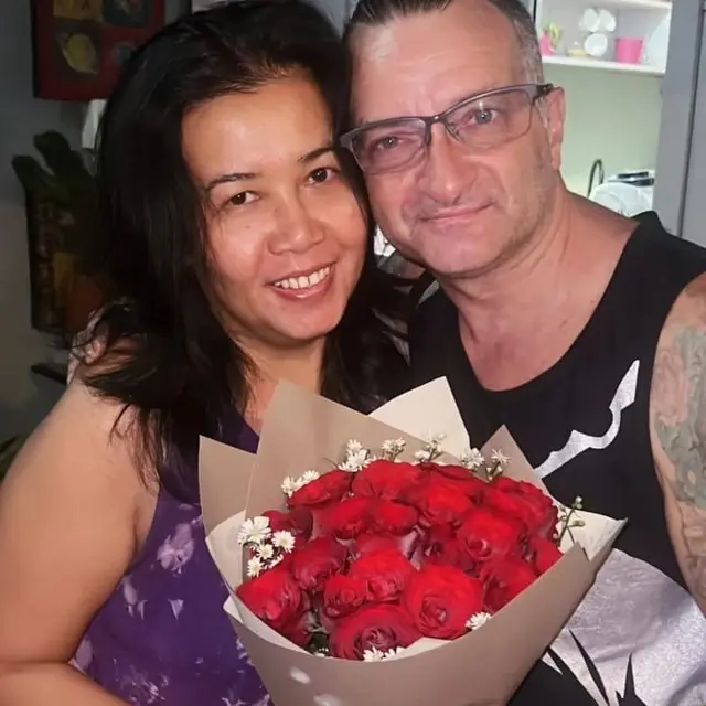 6 Potret Romantis Orang Tua Megan Domani, Foto Pernikahan Curi ...